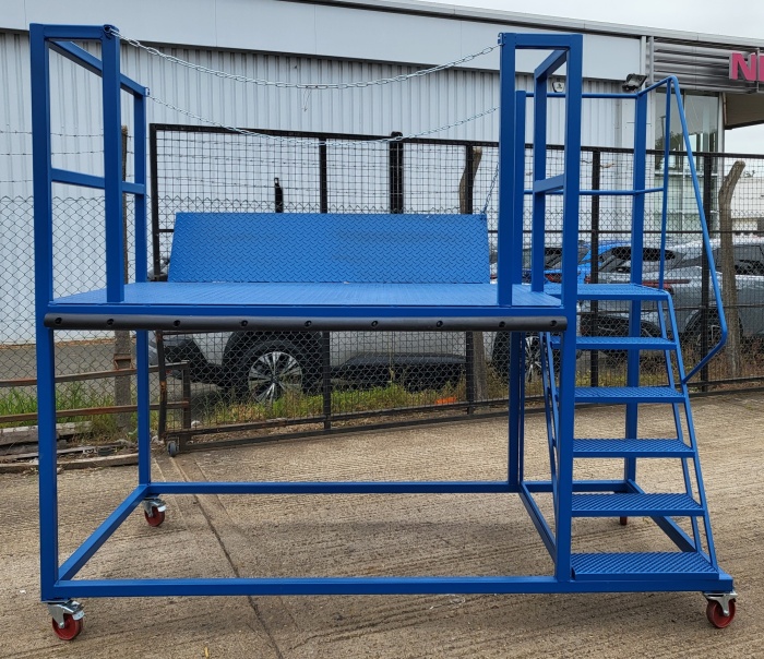 New S1 Platform - Steps and Stillages