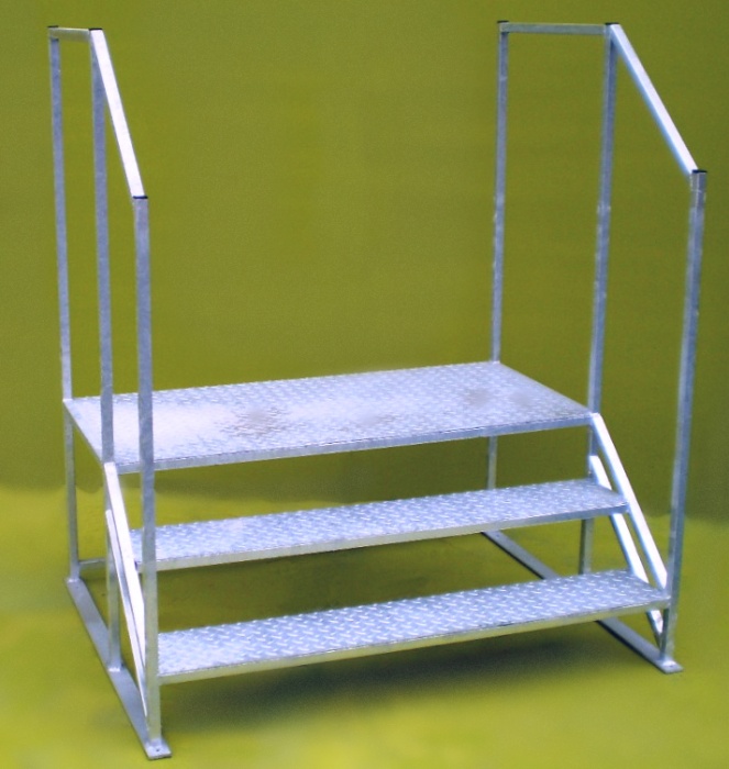 Galvanized Access Steps - Steps and Stillages