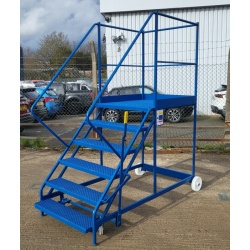 6 Step Wide Mobile Steps - Steps and Stillages